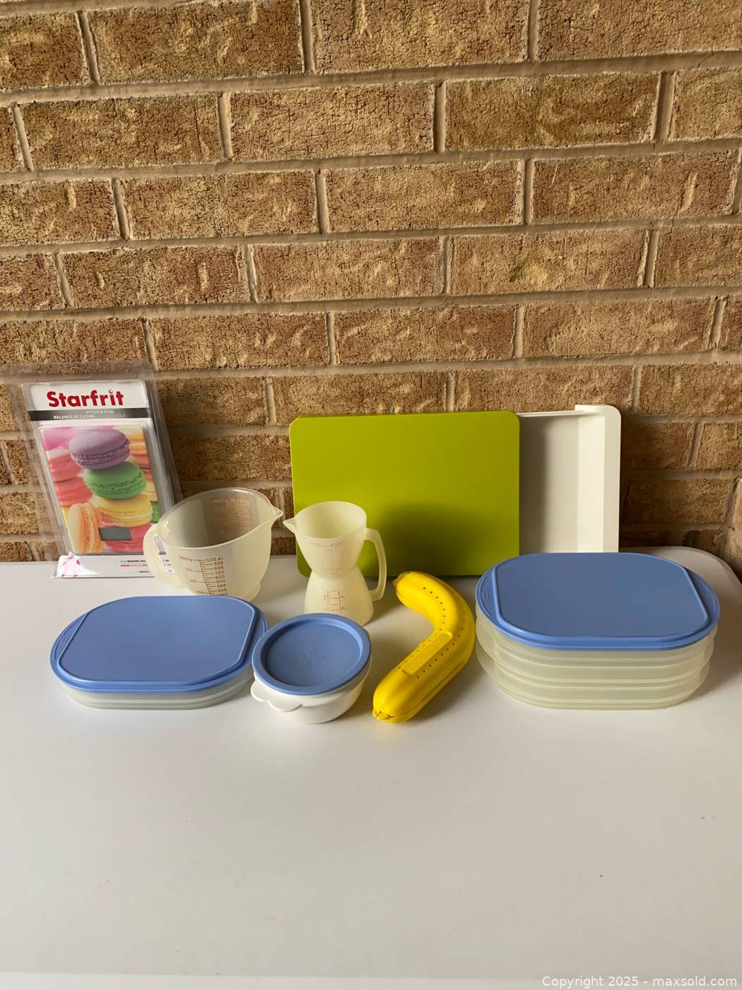 Tupperware storage and prep lot | Maxsold