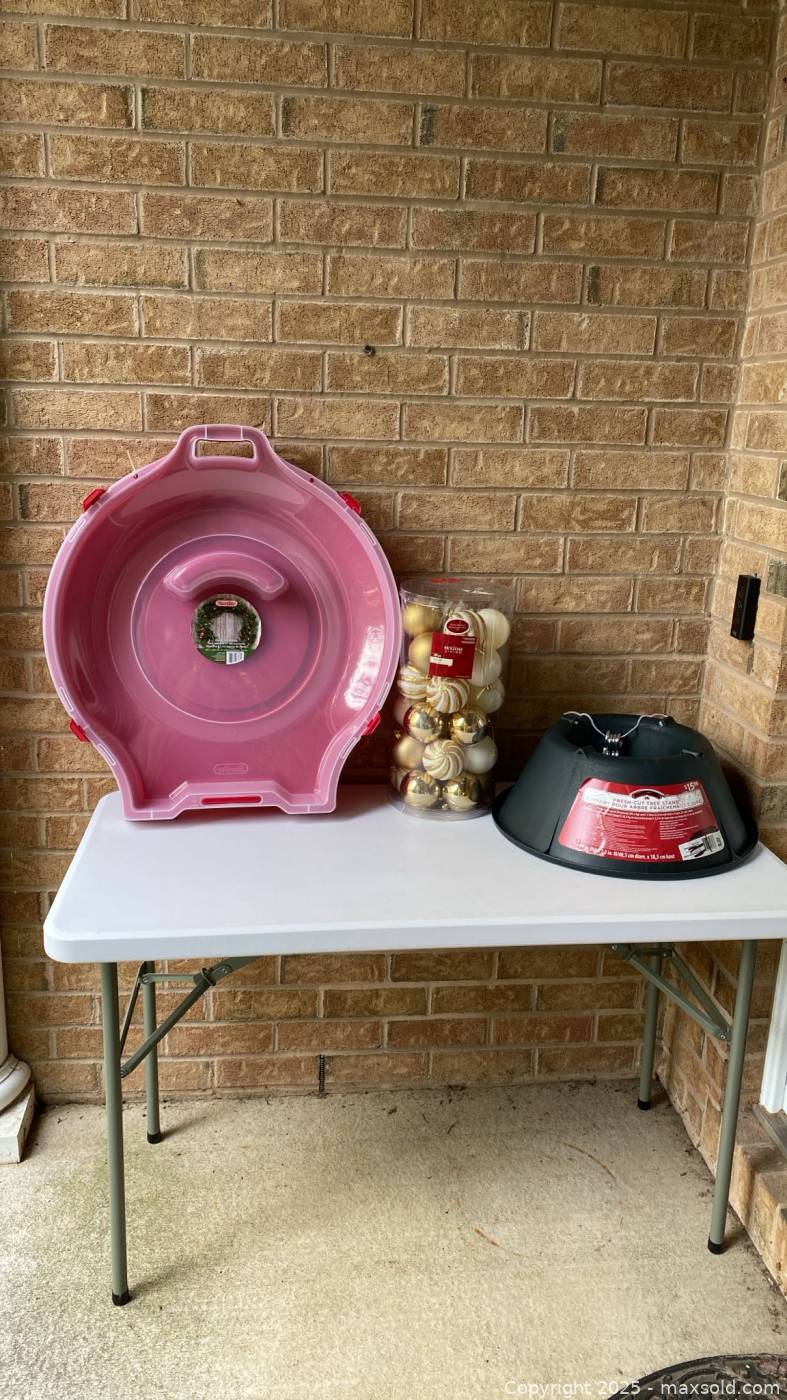 Wreath storage box, tree stand, gold/white ornaments | Maxsold