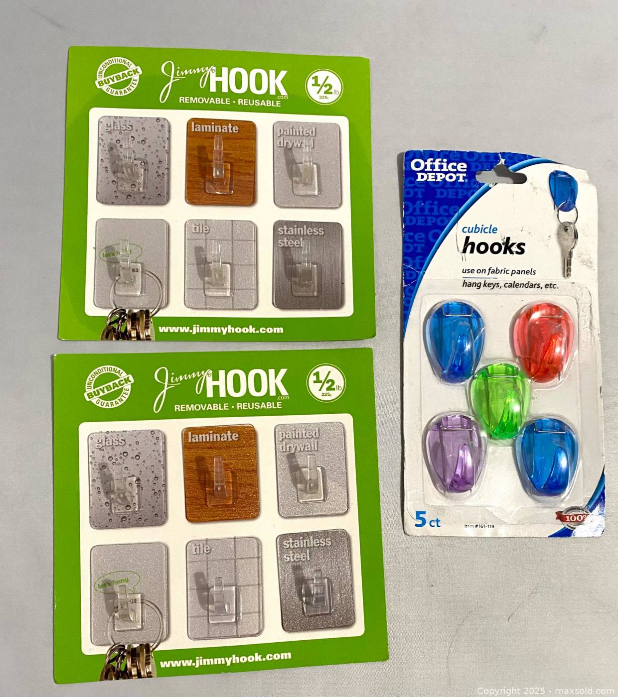 Five packs removable hooks | Maxsold