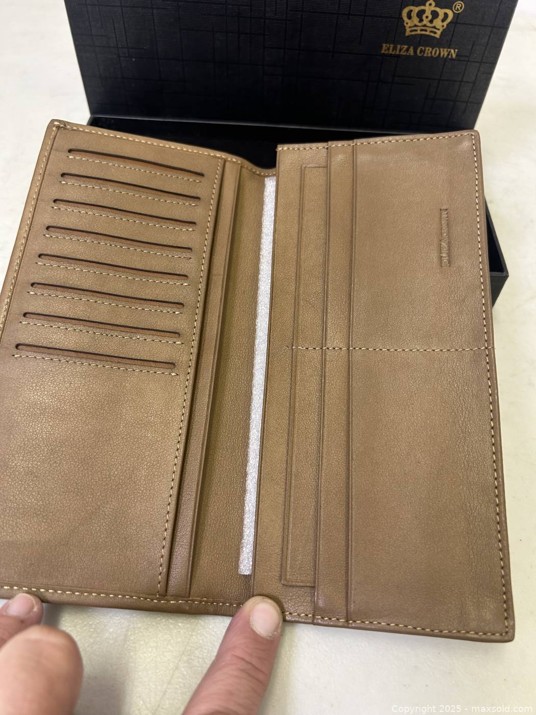 Eliza Crown Leather Wallet with Box | Maxsold