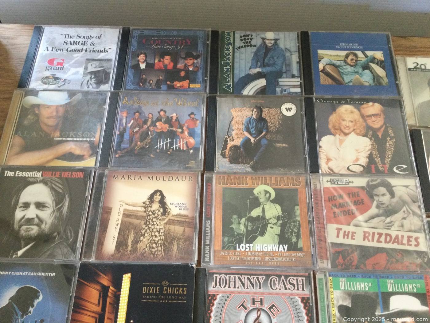 29 assorted country & folk music CDs | Maxsold