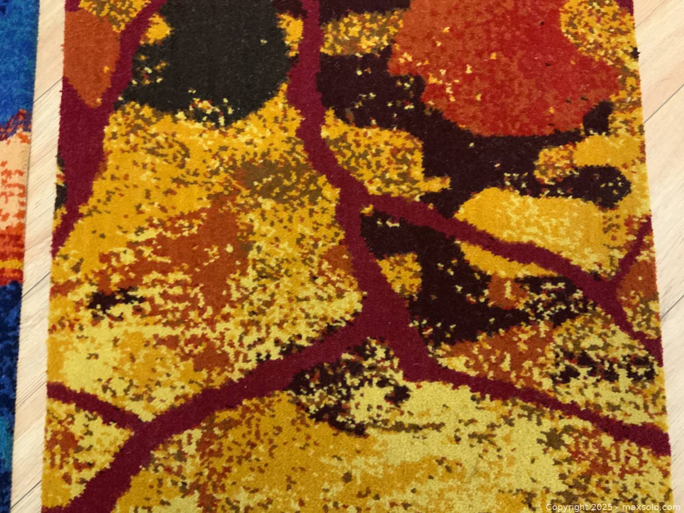 Pair of new 20" square floor mats | Maxsold