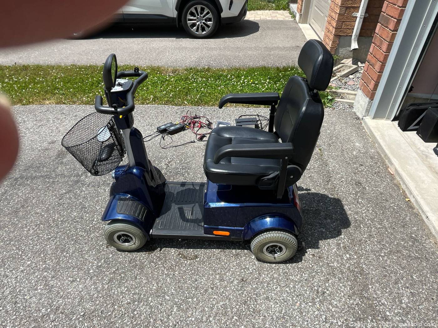 Fortress 1700 TA Mobility Scooter | Maxsold