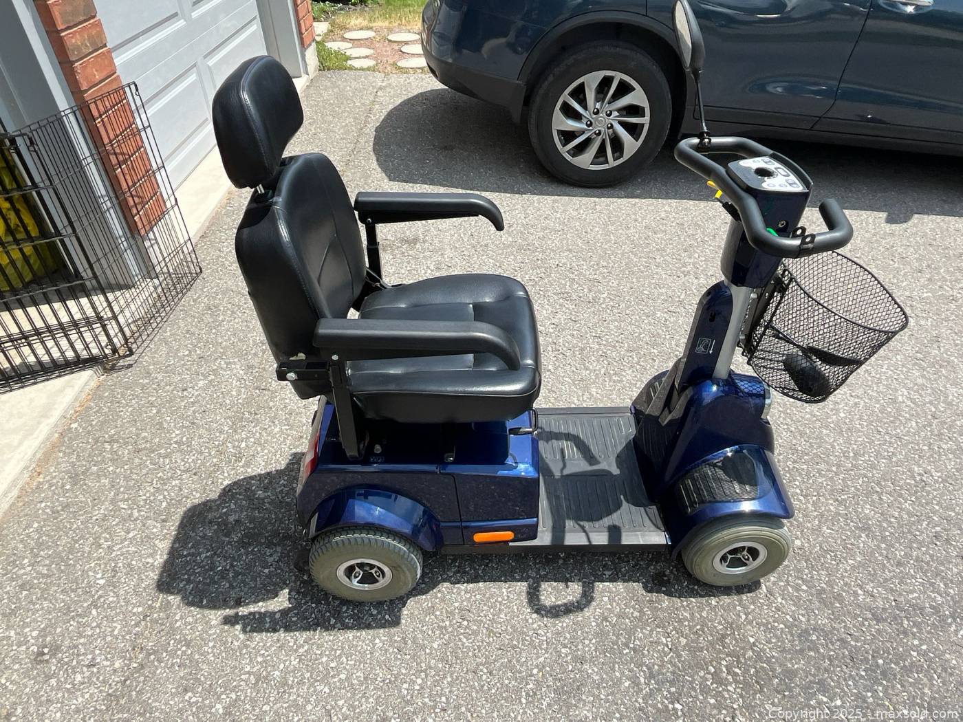 Fortress 1700 TA Mobility Scooter | Maxsold