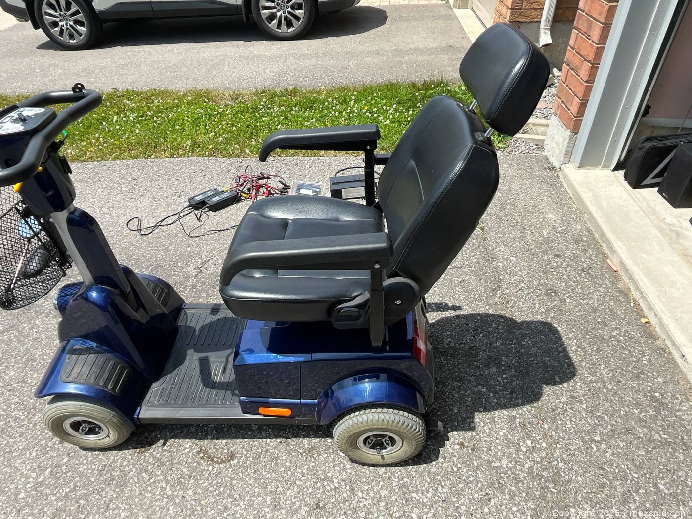 Fortress 1700 TA Mobility Scooter | Maxsold