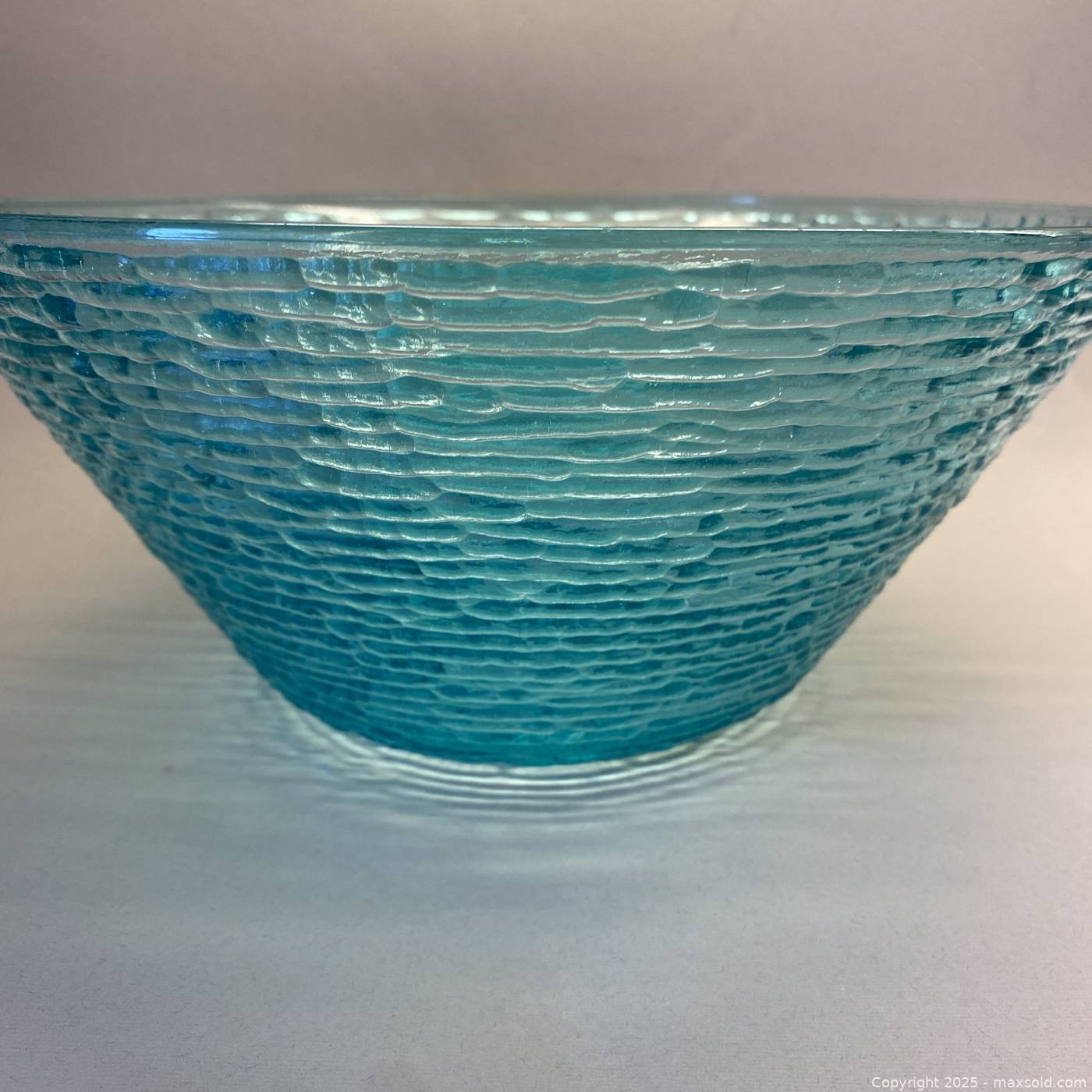 Anchor Hocking Sereno Turquoise Textured Glass Bowl | Maxsold