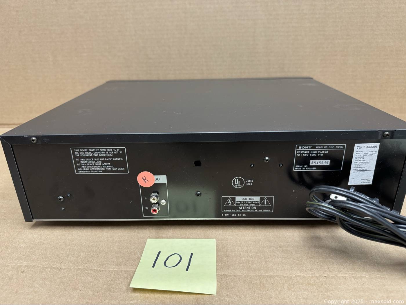 Sony STR-D615 Receiver and CDP-C265 5-Disc Player | Maxsold