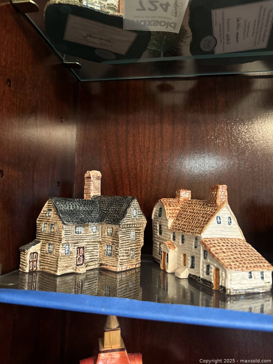 John Putnam Heritage Houses Miniature Collectible Figurines | Maxsold