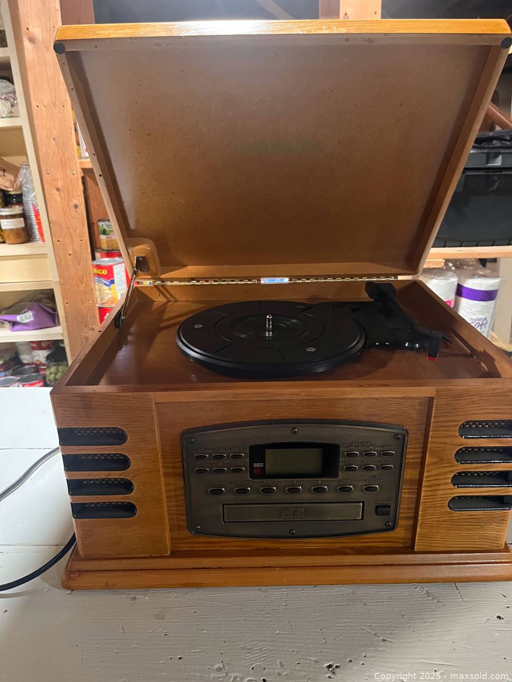 Crosley CR78CD turntable CD cassette radio with remote and manual | Maxsold