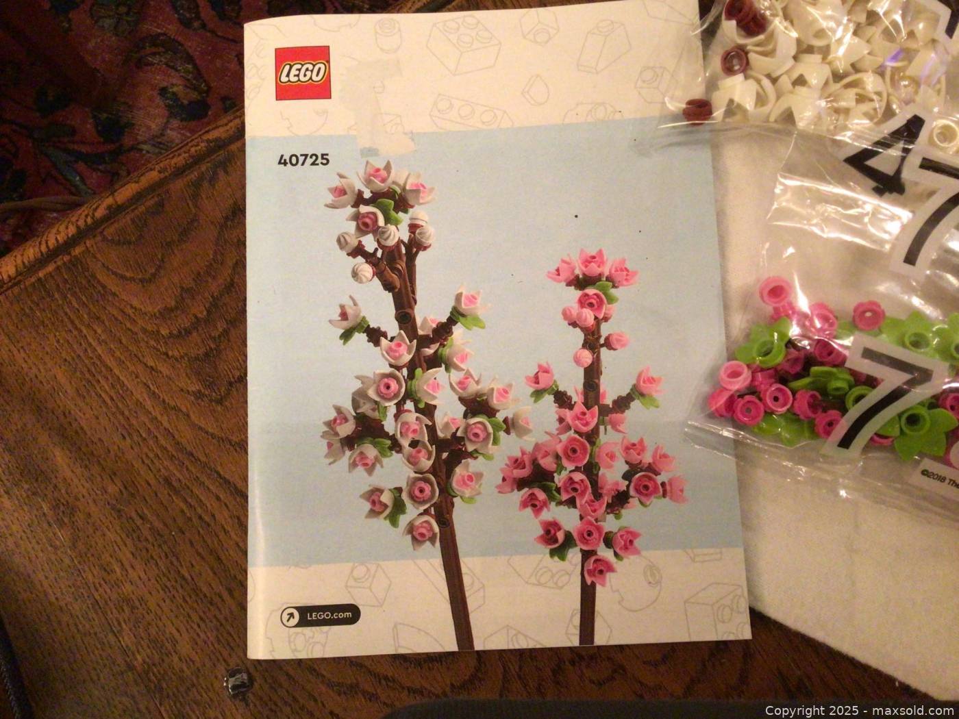 LEGO Cherry Blossom Set 40725, sealed bags | Maxsold
