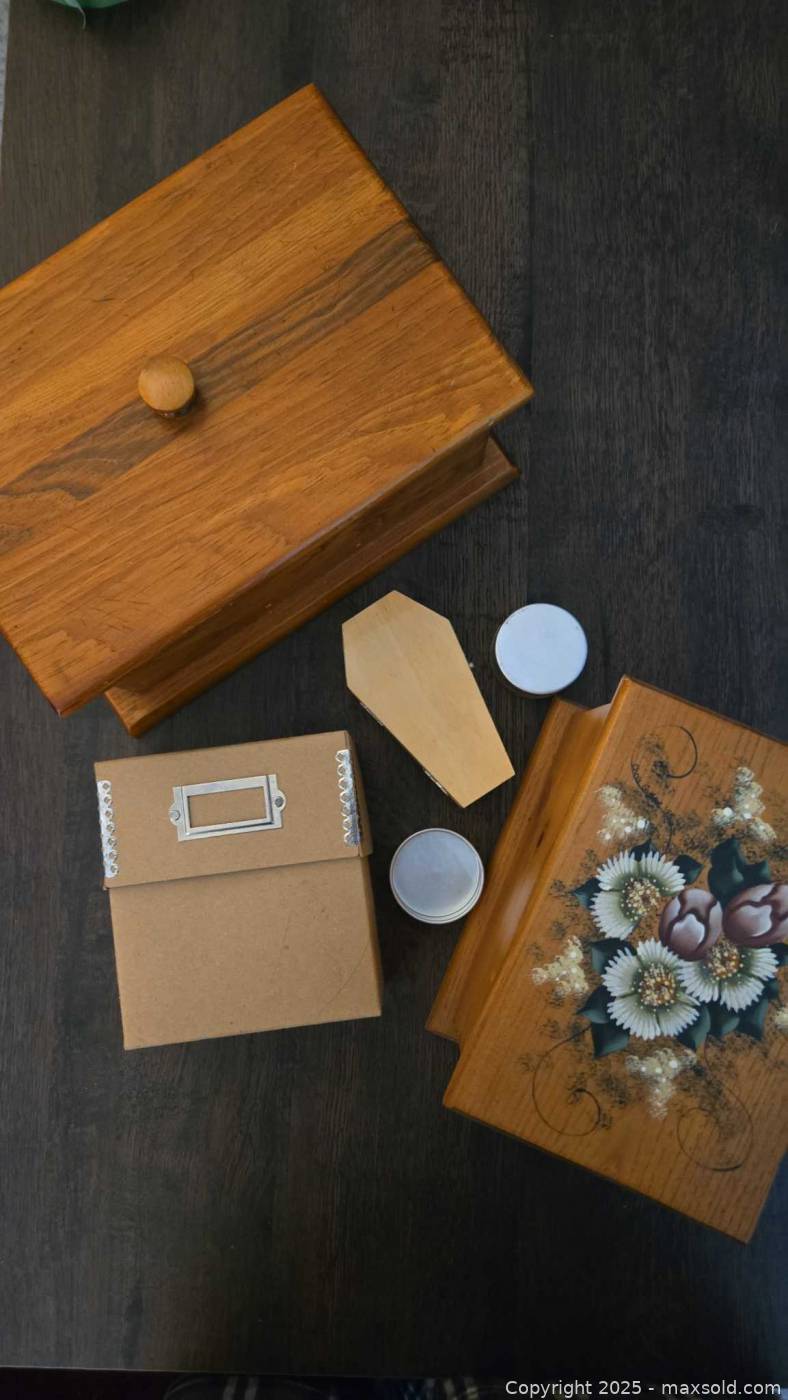 Wooden, cardboard boxes and tins | Maxsold