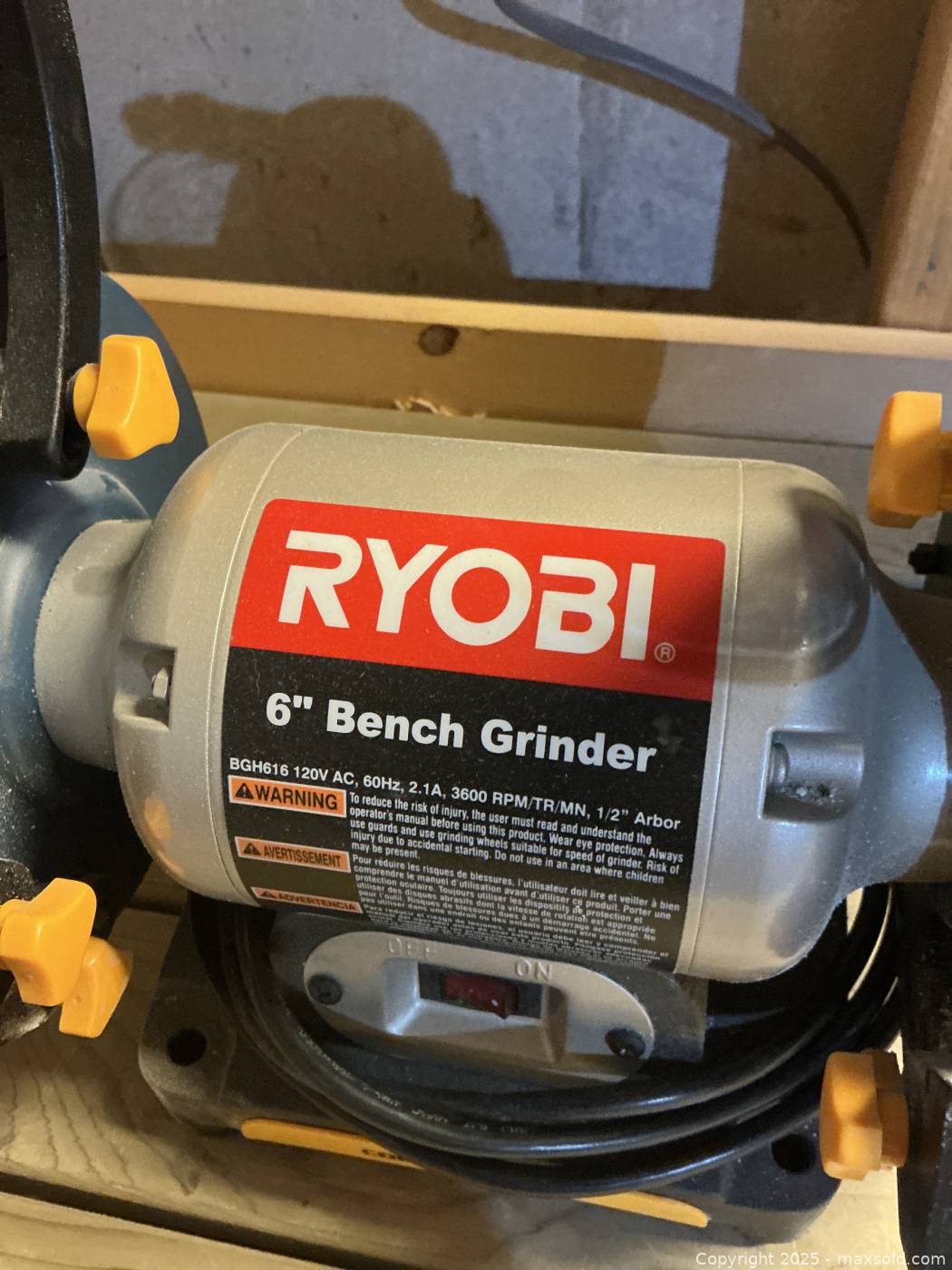 Ryobi 6-Inch Bench Grinder | Maxsold