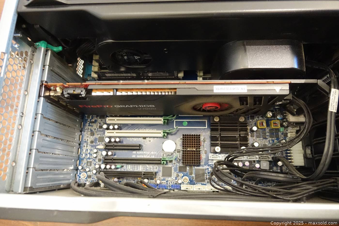 HP Z820 dual-Xeon workstation tower | Maxsold