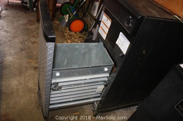 Gladiator Portable Trash Compacter on Wheels | Maxsold